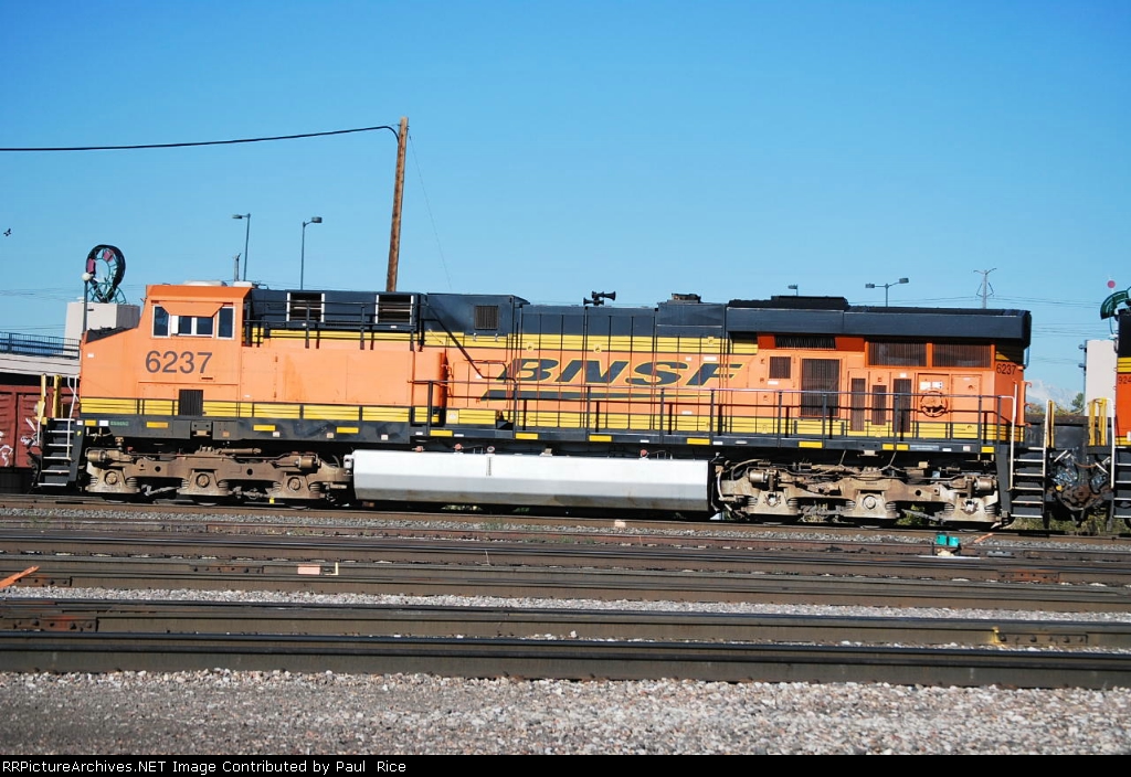 BNSF 6237